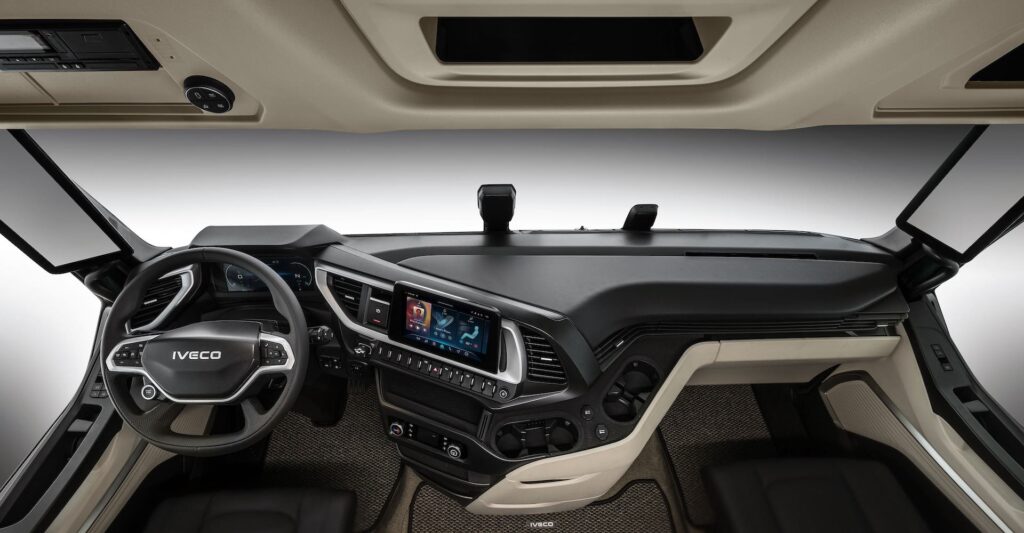 IVECO S-Way MY24 Won the iF DESIGN AWARD 2024